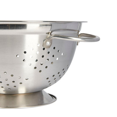 MasterClass Deluxe 25.5cm Two Handled Colander