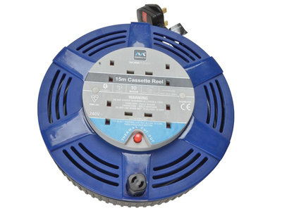 Masterplug 15 Metre Cable Reel with Thermal Cut-Out and 4 Sockets for ...