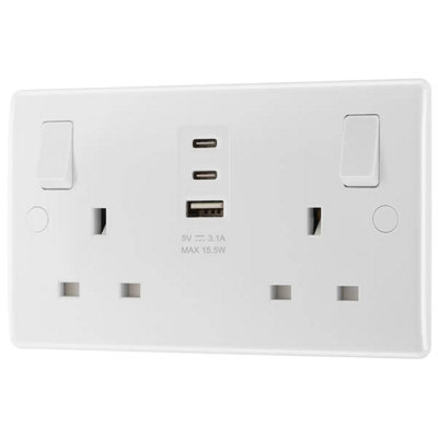 Masterplug 2x Double 13A Switched Sockets with USB A & Dual USB C Ports ...