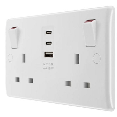 Masterplug 2x Double 13A Switched Sockets with USB A & Dual USB C Ports ...