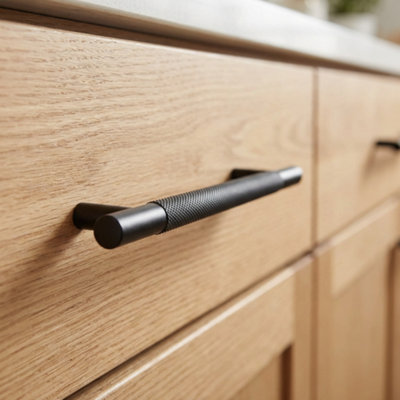 Matt Black Knurled T Bar Pull Handle - 160mm c/c