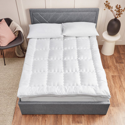 Mattress Topper Double Thick Comfortable Quilted Bed Topper With Elastic Straps 1350mm x 1900mm