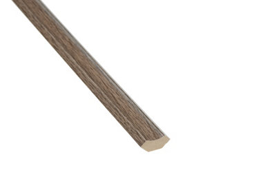 MDF Laminate Scotia Beading - Chateau Oak 04, 240cm | DIY at B&Q