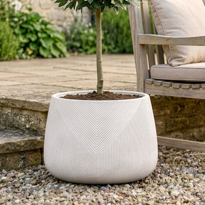 Medium Beige Symmetry Stripe Beige Fibre Clay Indoor Outdoor Garden ...