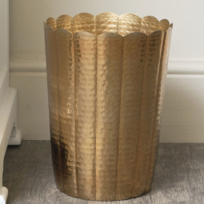 Melody Maison Gold Hammered Metal Waste Bin