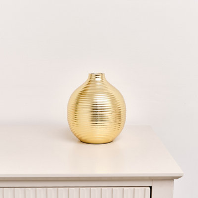 Melody Maison Gold Metal Ribbed Swirl Vase - 17cm