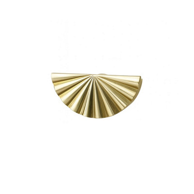 Melody Maison Metal Gold Scalloped Fan Drawer Handles