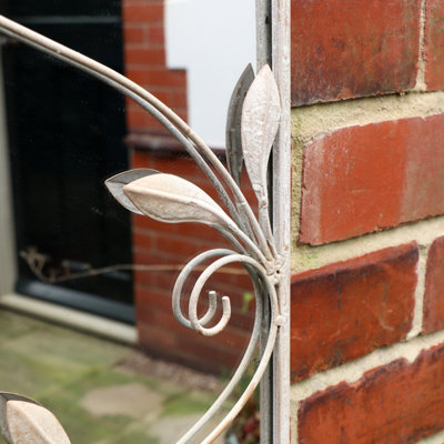 Melody Maison Outdoor Metal Stone Effect Mirror with Plant Pot