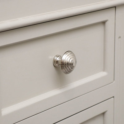 Melody Maison Round Shiny Silver Swirl Detailed Drawer Knob