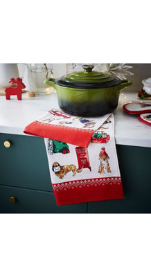 Merry Mutts Christmas Animals 100% Cotton Tea Towel
