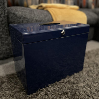 Metal Lockable A4 File Box with 5 Suspension Files - Store & Organise ...
