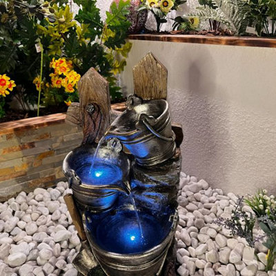 Metal Pouring Buckets Mains Power Water Feature With Cover