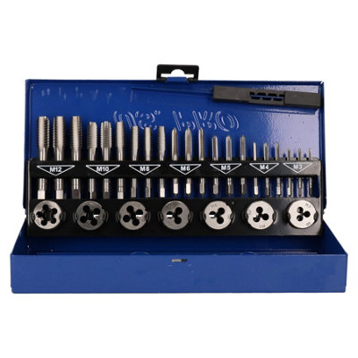 Metric Tap & Die Set M3-M12 1st 2nd & Plug Finishing 32pc US Pro AT607 | DIY at B&Q
