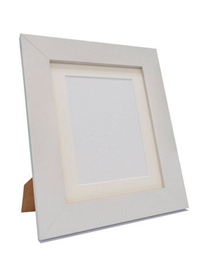 Metro White Frame with Ivory Mount for Image Size 4 x 3 Inch