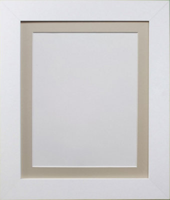 Metro White Frame with Light Grey Mount for Image Size A4 | DIY at B&Q