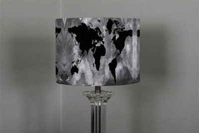 MF Black and white world map (Ceiling & Lamp Shade) / 25cm x 22cm ...