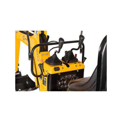 Mini Digger with ROPS 600KG Micro digger Incudes accessories Lumag MB600