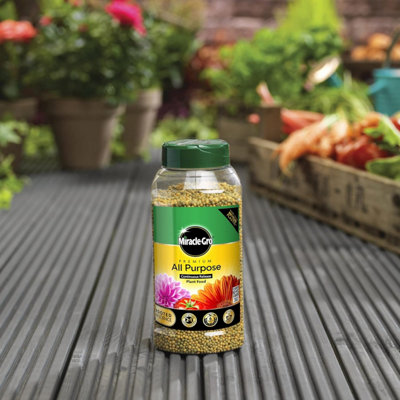 Miracle-Gro All Purpose Continuous Release Plant Food 900g Feeds Plants ...