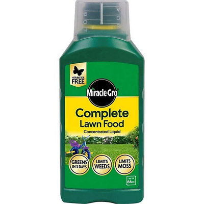 Miracle Gro Complete Liquid Lawn Concentrate 900ml Grass Feed and ...