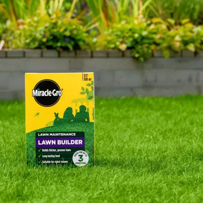 Miracle Gro Lawn Builder Fertiliser Feeds Lawn for 100 Days Promotes ...