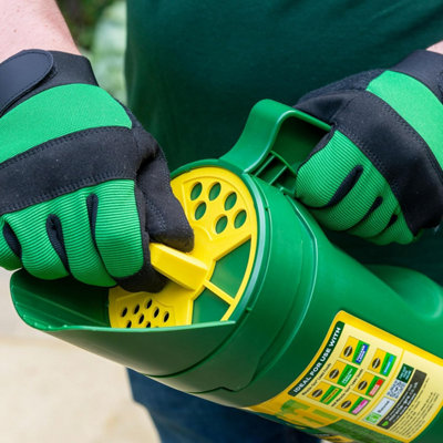Miracle-Gro Multi Use Lawn & Garden Handheld Spreader