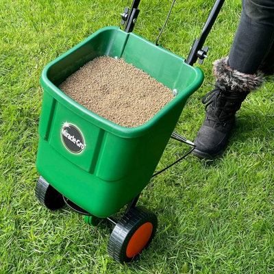 Miracle-Gro Rotary Grass and Lawn Seed Spreader