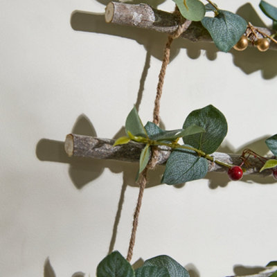 Mistletoe Berry Christmas Decoration Tree Ladder