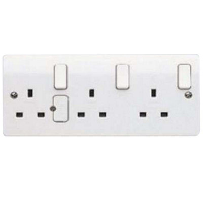 MK 13A 3G DP SWITCHSOCKET, K2737WHI