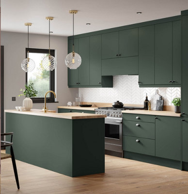 22 green kitchen ideas at B&Q