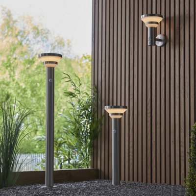 Modern Solar Powered Wall Light with PIR & Photocell Automatic Outdoor ...