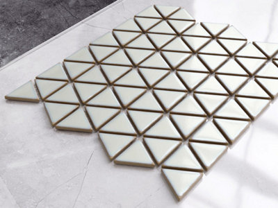 Mosaic tile sheet in ceramic on mesh 26.3cm x 30.3cm - Triangular Blanket
