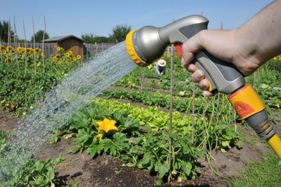 Multi-Jet Spray Gun Plus - 8-Pattern Garden Spray Gun with Lockable ...