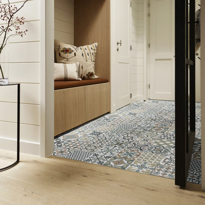 Multicolour Designer Effect Anti-Slip Vinyl Flooring for Home, Shop ...