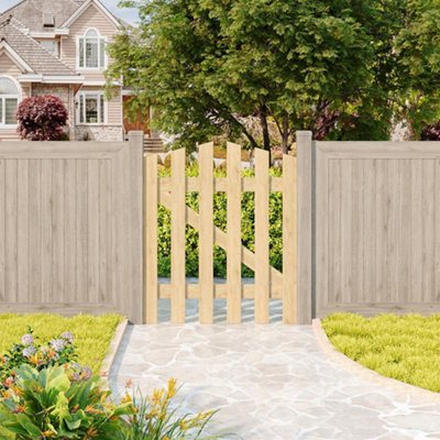 Natural Wood Color Arched Top Outdoor Wooden Garden Gate, Spruce Wood ...