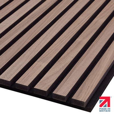 Naturewall SlatWall Midi Walnut - 120cm x 60cm on Black Felt