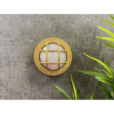 Navigator 09607 Outdoor IP64 1 Light Compact Mini Circular Bulkhead ...