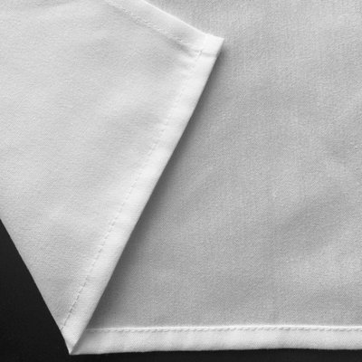 Neel Blue 120 Inch Round Spun Polyester Table Cloth, Water Resistant ...