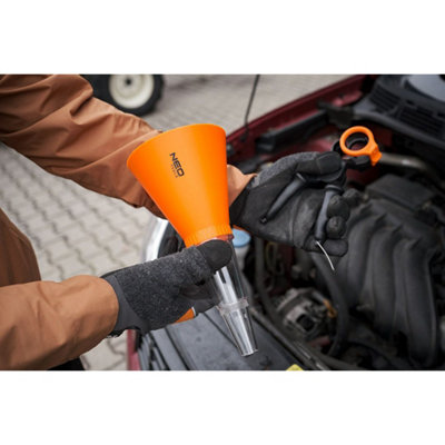 Neo Tools Universal Funnel 125mm with mounting bracket