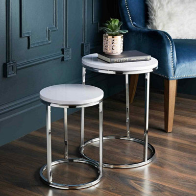 Nest of 2 round chrome tables metal frame with white wooden Top effect ...