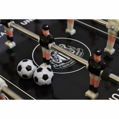 Newcastle United FC Table Football Black/White (50cm x 37cm x 12cm)