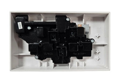 Newlec 1 Gang to 2 Gang Converter Socket Single to Double 13A Switched ...