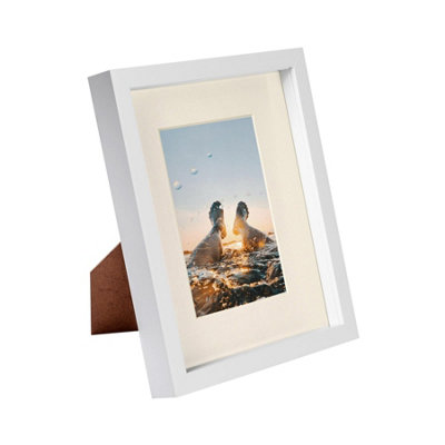 Nicola Spring 8" x 10" White 3D Box Photo Frame - 4" x 6" Mount - Ivory