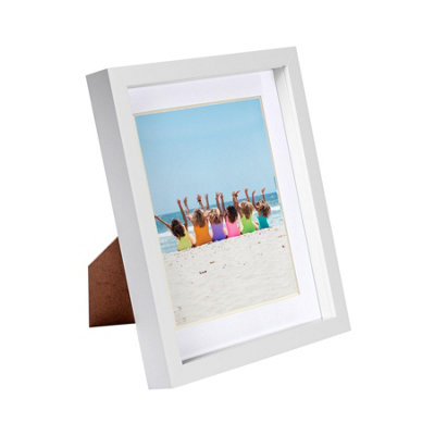 Nicola Spring 8" x 10" White 3D Box Photo Frame - 5" x 7" Mount - White