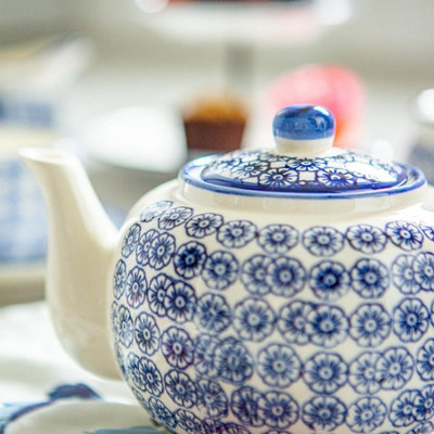 Nicola Spring Hand-Printed Teapot - 820ml - Navy