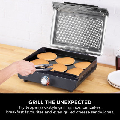 Ninja Sizzle Low Smoke Indoor Grill & Flat Plate GR101UK