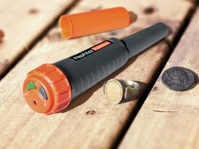 Nokta Pointer Waterproof Pinpointer Metal Detector IP67, LED Light ...