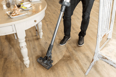 Numatic Quick Professional Cordless Vacuum with 2 Batteries - 914730