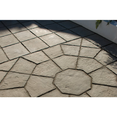 Octagon Paving Patio Kit 'The Henbury' Parisian (2.25m x2.25)