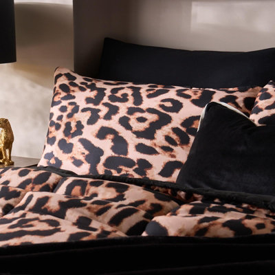 OHS Leopard Coverless 10.5 TOG Duvet Set Pillowcase Quilted Cover - Single