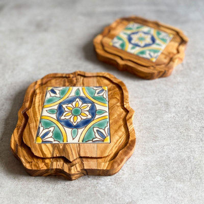 Olive Wood Trivet with Hand Painted Ceramic Tile